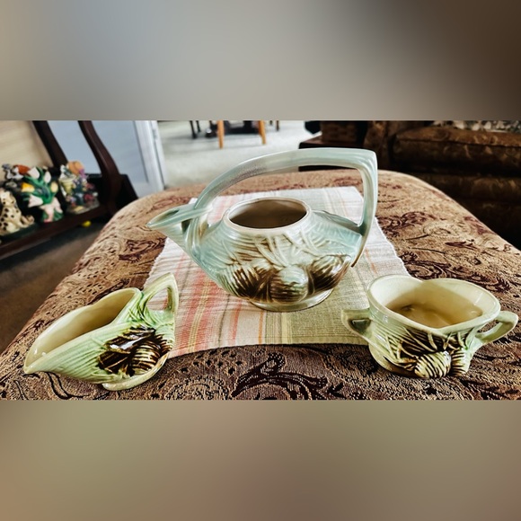 Mccoy | Kitchen | Vtg Mccoy Pottery Green Brown Pine Cone Tea Set Tea ...